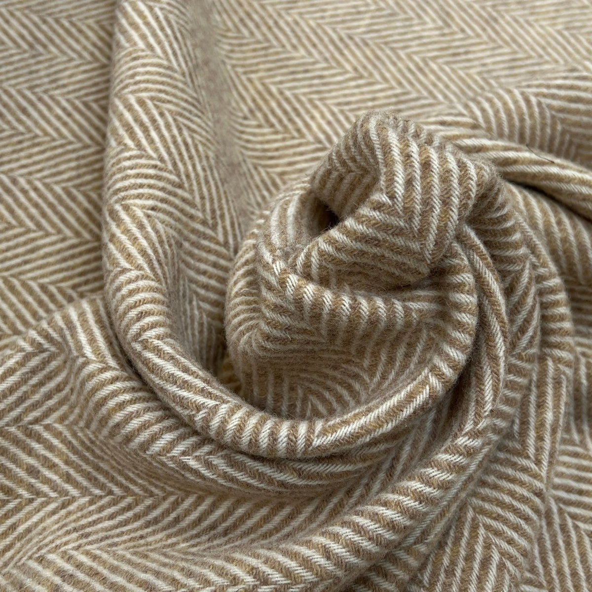 Tissu Laine Chevron Beige Creme 100 Pourcent – My Little Coupon