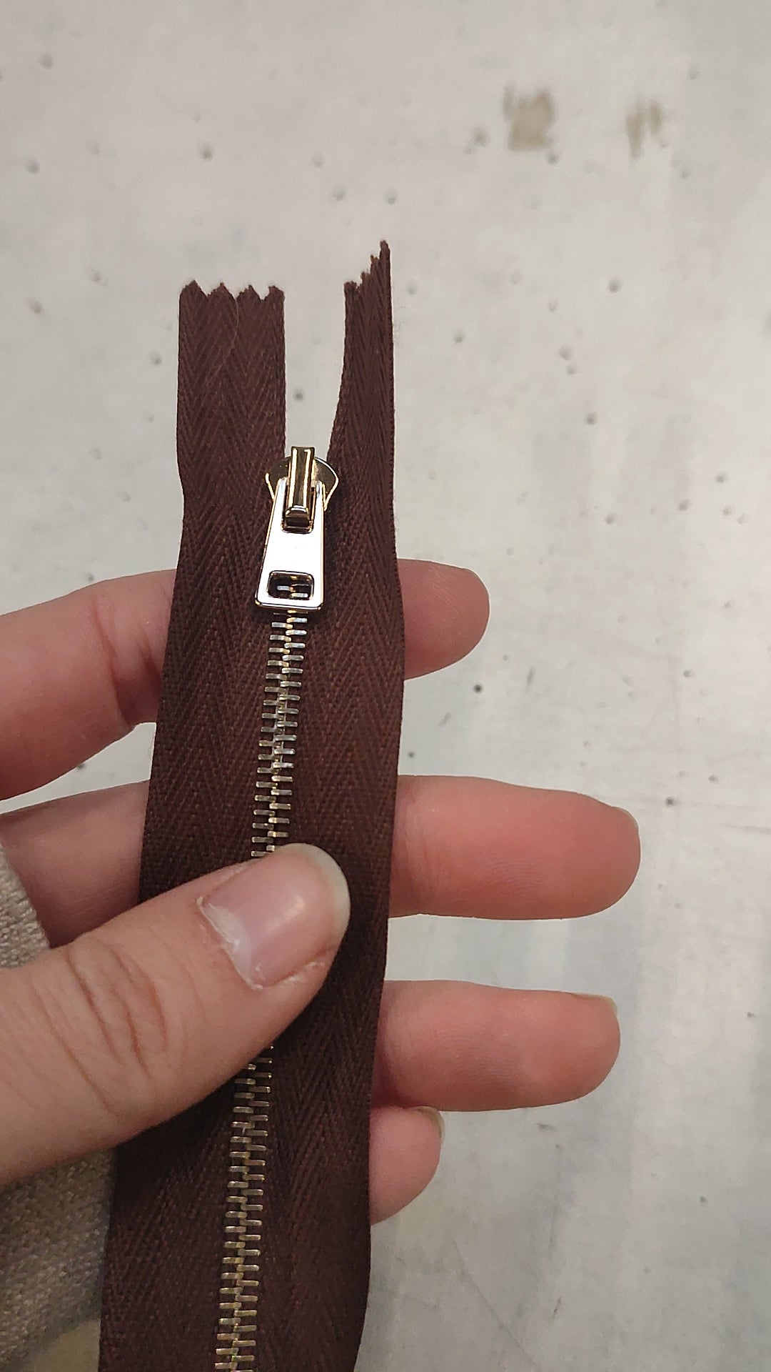 Fermeture Riri Métal Séparable 50 cm Gris Clair M6 – My Little Coupon